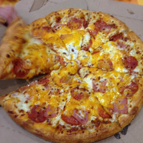 Domino's Pizza - Pizza Place in Playa del Carmen