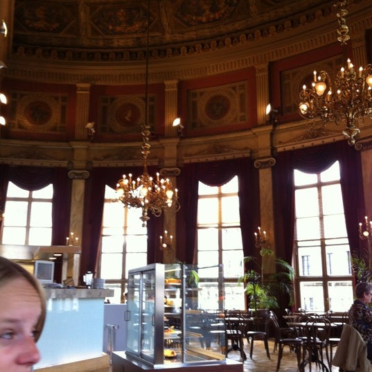 De Foyer - French Restaurant in Antwerpen