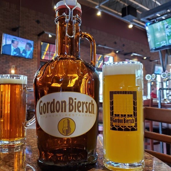 Gordon Biersch Logo