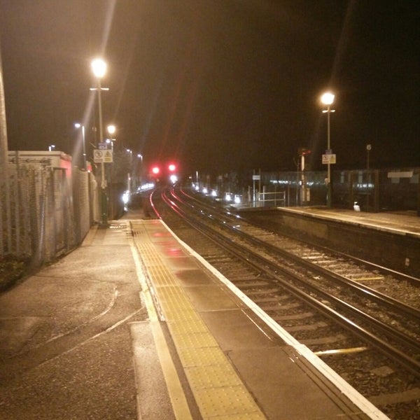 Alton Railway Station (AON) - Alton, Hampshire