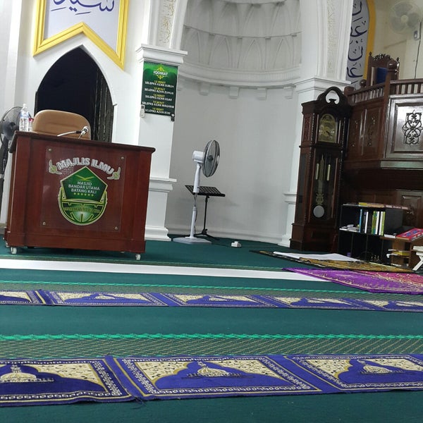 Masjid Bandar Utama Batang Kali Mosque