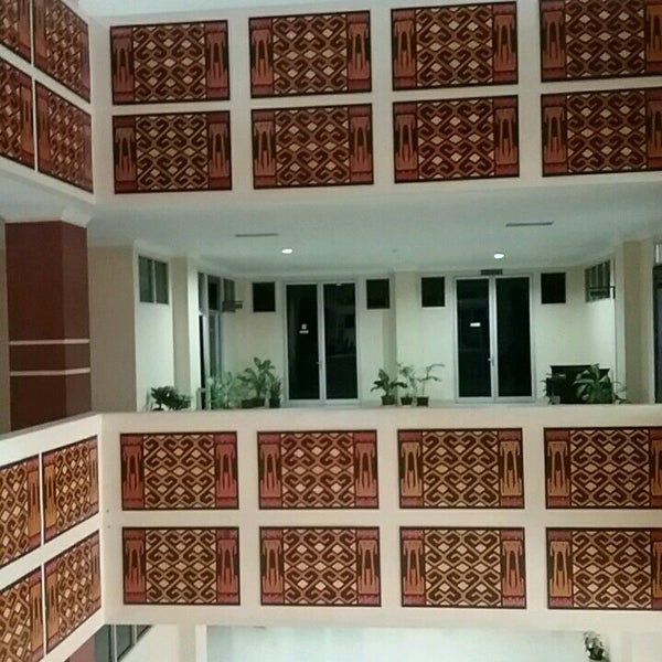 Ruang Kerja Gub. NTT, Kantor Gubernur NTT, Jl. Basuki Rahman - Capitol ...