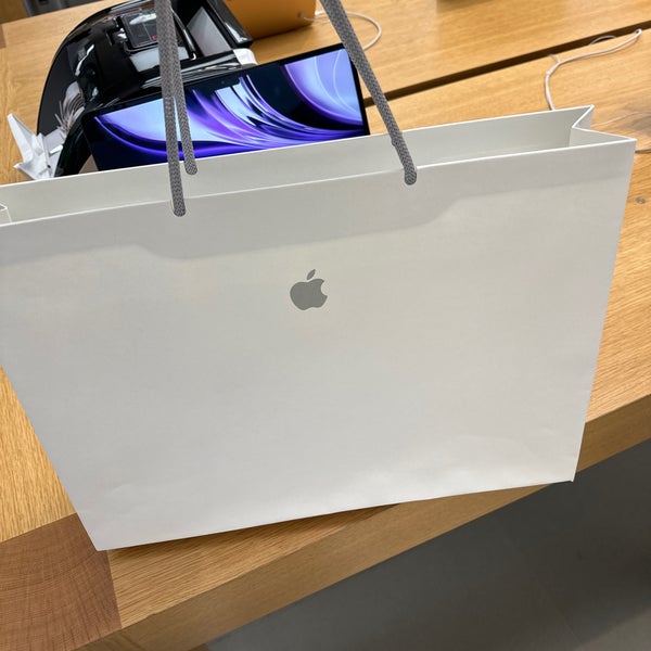 Apple Shanghai iapm (Apple 上海环贸 iapm) - Xīntiāndì - 17 tips