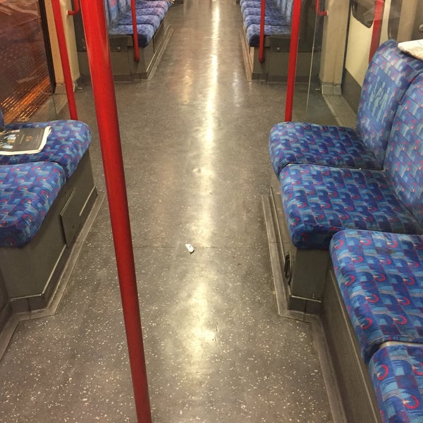 Central Line Train Ealing Broadway - Epping Forest - Bethnal Green ...