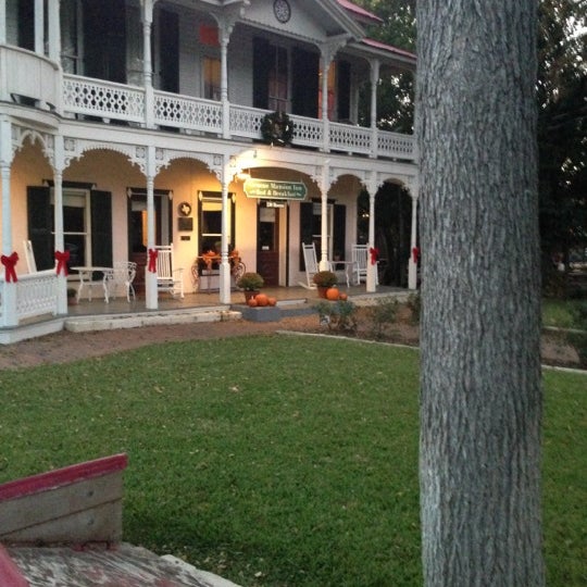 Gruene Mansion Inn - 4 tips from 232 visitors