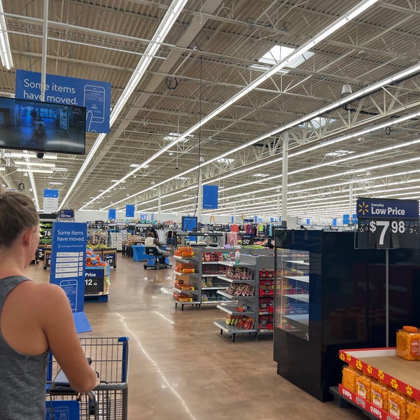 Photos at Walmart Supercenter - Big Box Store in St Petersburg