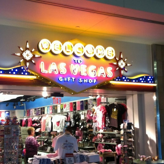 Gate D4 - 562 visitors