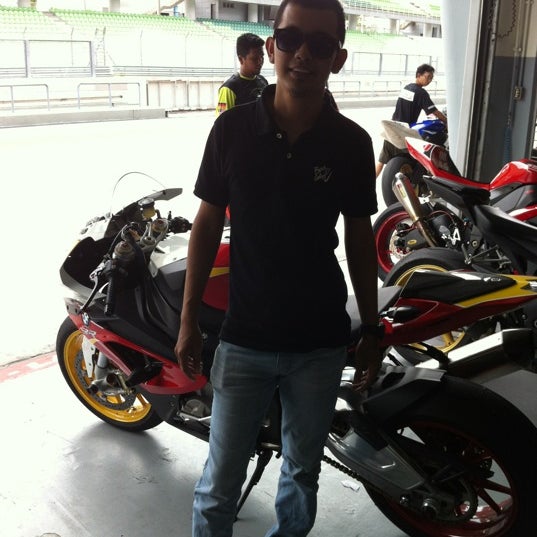 pit 3 sepang international circuit