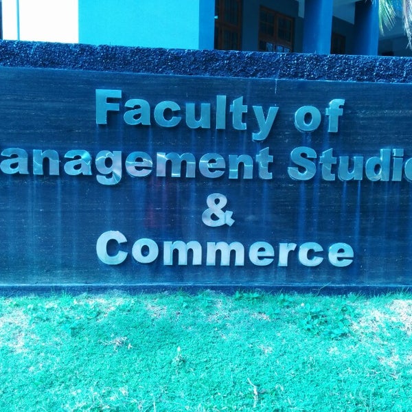 Faculty of Management Studies & Commerce - 3 tips