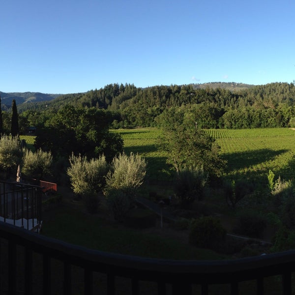 Wine Country Inn - 1152 Lodi Ln