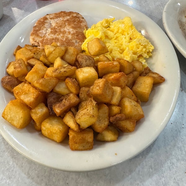 Osman & Joe's Steak 'n Egg Kitchen - Friendship Heights - 4700 ...