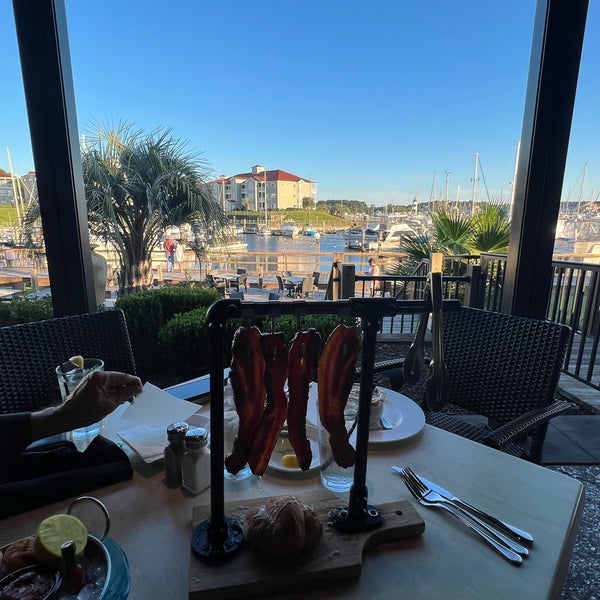 Clark's Seafood and Chop House - Seafood Restaurant in Little River