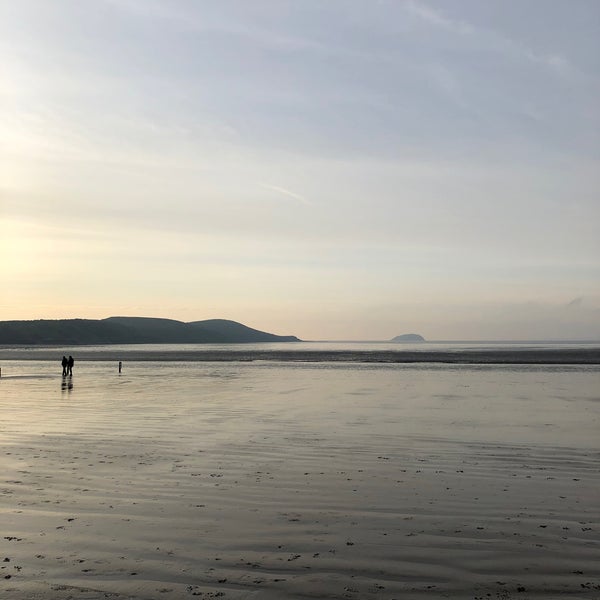 Uphill Beach - End of Links Rd