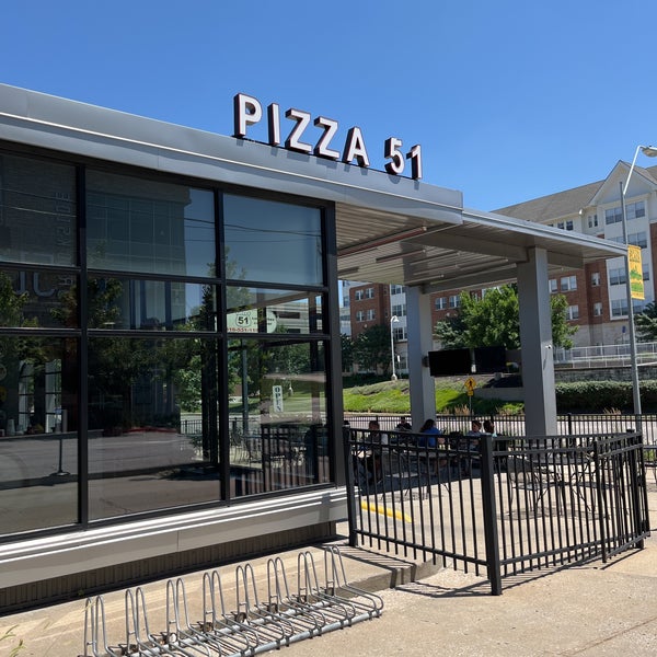 Pizza 51 - Kansas City, MO