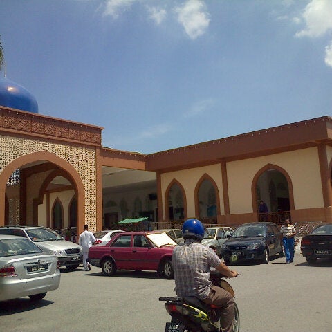 Photos at Masjid Kariah Paroi Jaya - Mosque in Seremban