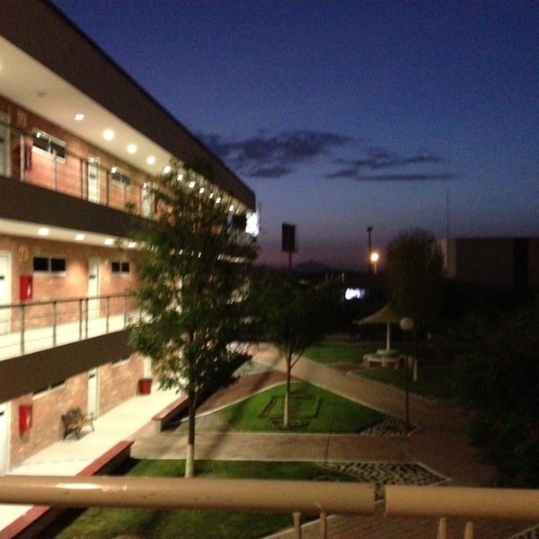 Photos at Universidad del Valle De Mexico (UVM) - De La Nogalera