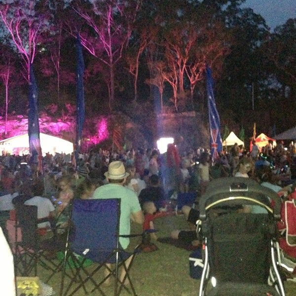 Ku-ring-gai Bicentennial Park Walk - Ku-ring-gai - Corner of Lofberg and Yanko Roads