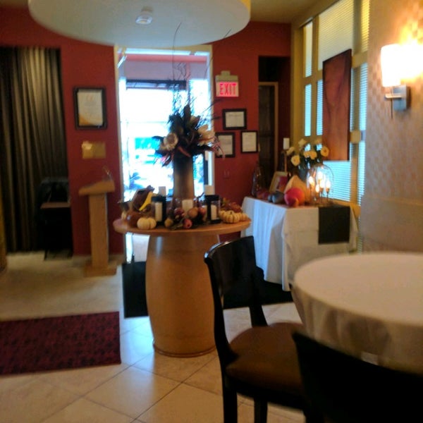 Centini Restaurant & Lounge - Downtown Calgary - 2 tips from 121 visitors