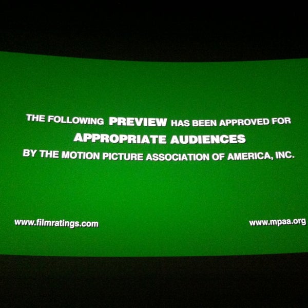 Photos at Regal Edwards Fresno 4DX & IMAX - Woodward Park - 32 tips