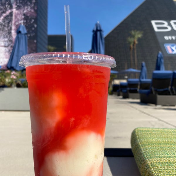 Photos at Luxor Oasis Pool Bar - Hotel Bar