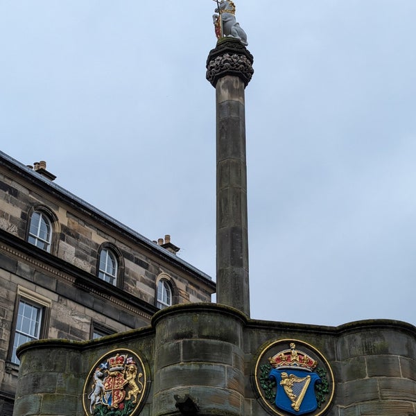 Old Town - The Mound - Edinburgh, City of Edinburgh