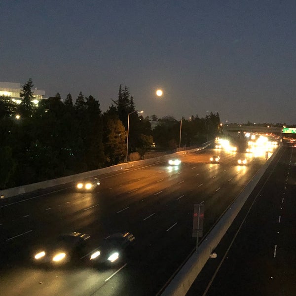 Pedestrian Bridge over US-101 - Bridge