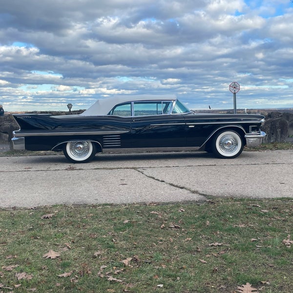 State Line Cafe - 6 tips from 439 visitors