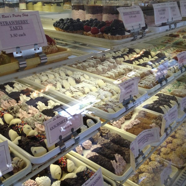 La Rosa's Pastry Shop - Shrewsbury, NJ