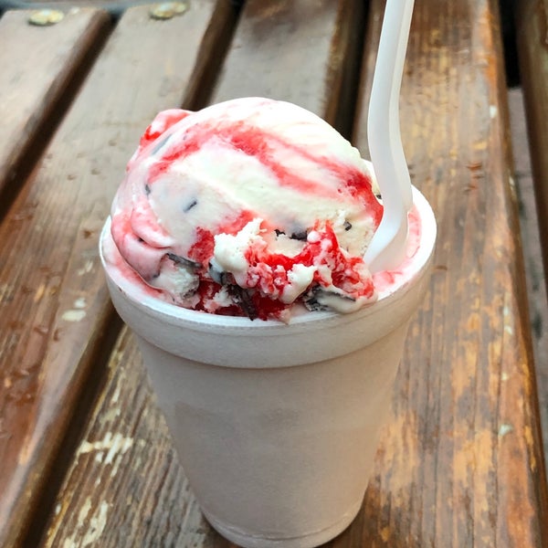 Taylors Bakery & Ice Cream - Niagara-on-the-Lake, ON