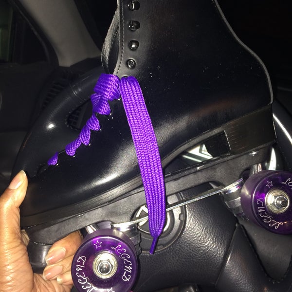 Glenwood Skating Center - Skating Rink