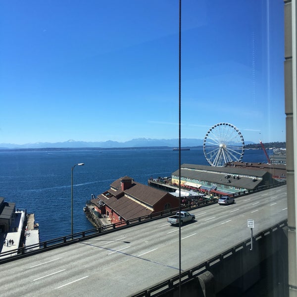 Blink UX - Seattle Central Business District - 3 tips from 152 visitors