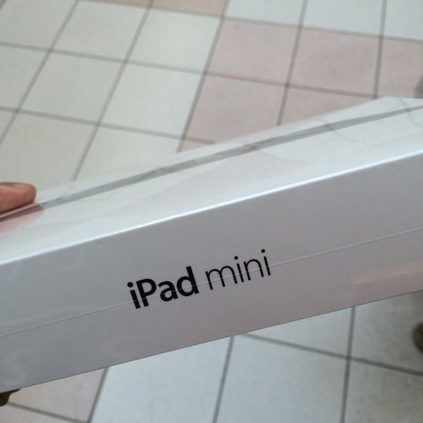 Photos at Apple South Hills Village - Mobile Phone Store in Pittsburgh