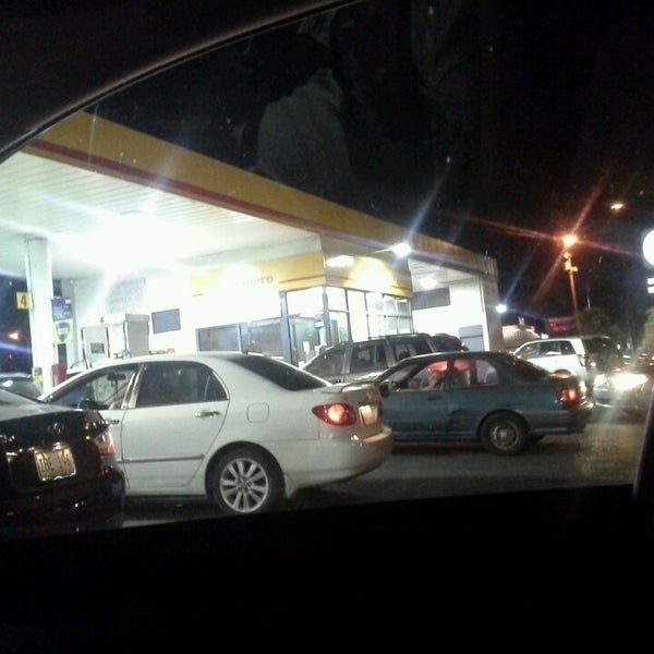 Shell Levittown - Ave. Sabana Seca
