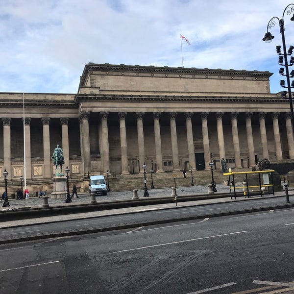 WHSmith - Central Liverpool - Lime Street Railway Station