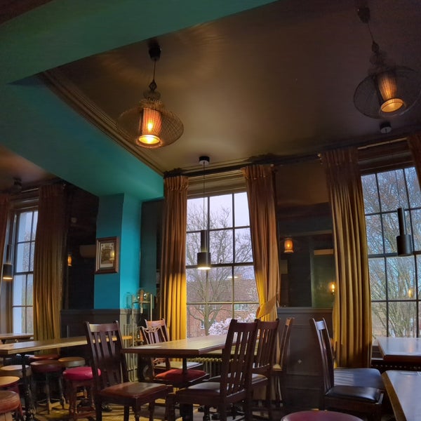 Trinity Arms - Pub in Brixton