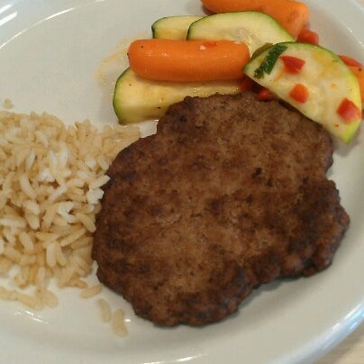 Harris Dining Hall - College Cafeteria in San Marcos