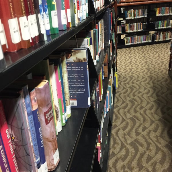 Arnold Library - College Library