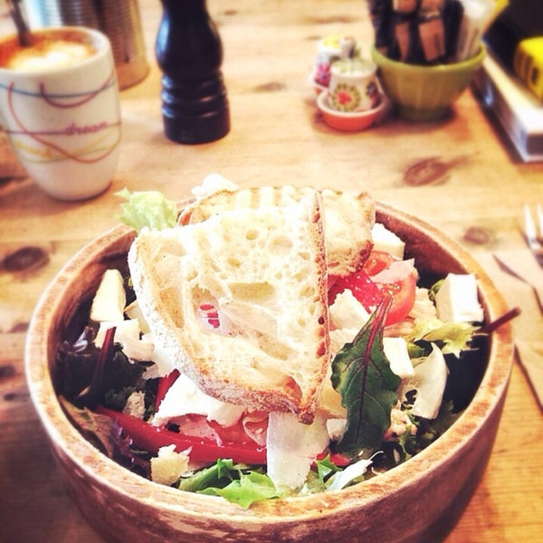 Golborne Deli & Fine Wine - Golborne - 100 Golborne Rd