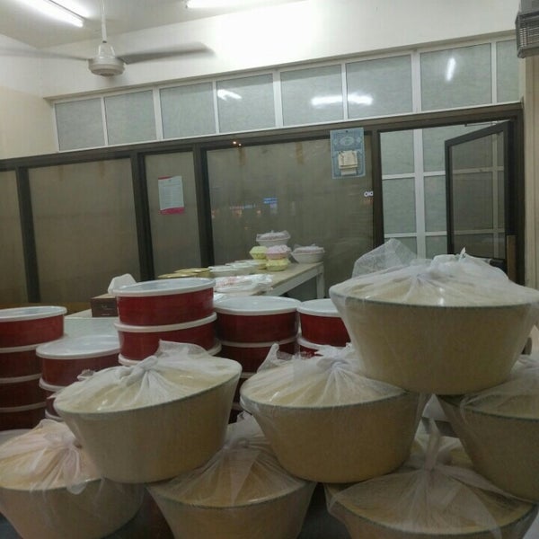 Barka Factory For Omani Halwa