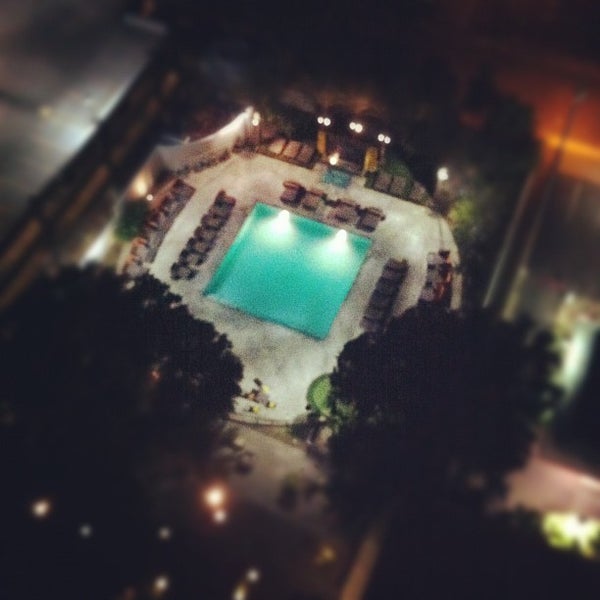 One Lexington Pool/Hot Tub - 2 tips from 49 visitors