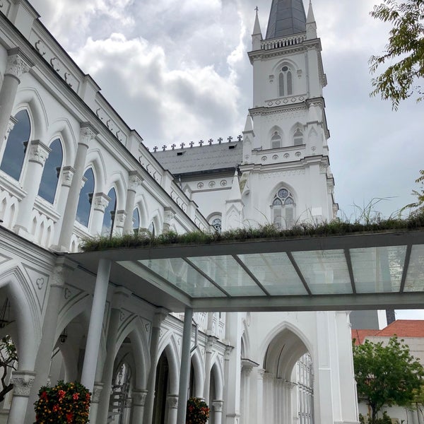 Chijmes Fountain Court - Landmarks and Outdoors in Singapore