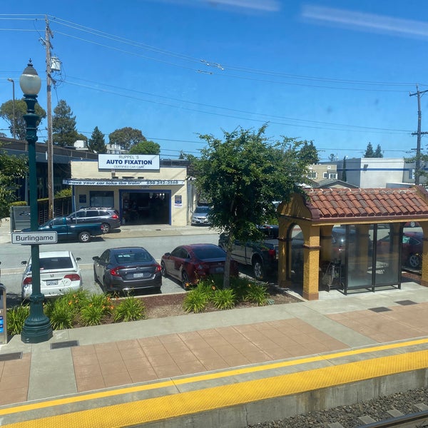 Burlingame Caltrain Station - Downtown Burlingame - 14 tips