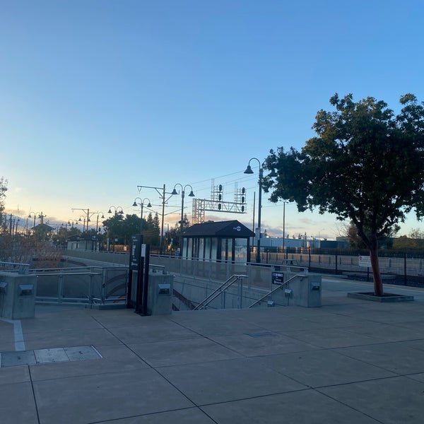 Santa Clara Caltrain Station - 30 tips from 4324 visitors