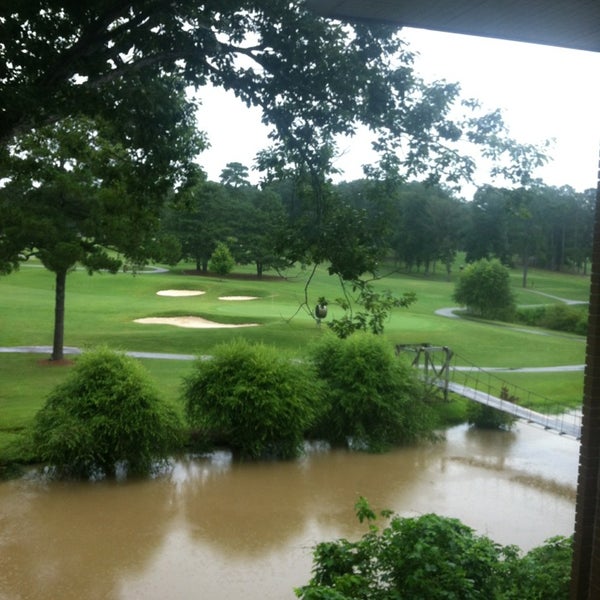 Musgrove Country Club - 916 Country Club Rd