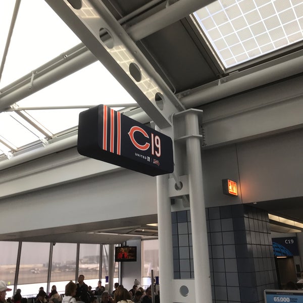 Gate C19 - Chicago, IL