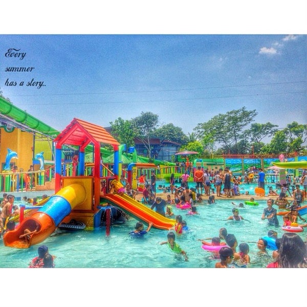 Photos at The North Riverside Resort & Leisure Park - Swimming Pool