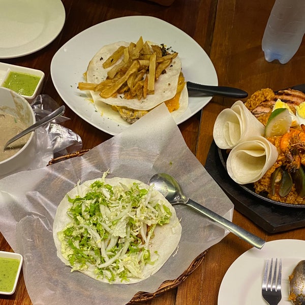 Silantro Fil-Mex Cantina - 15 tips