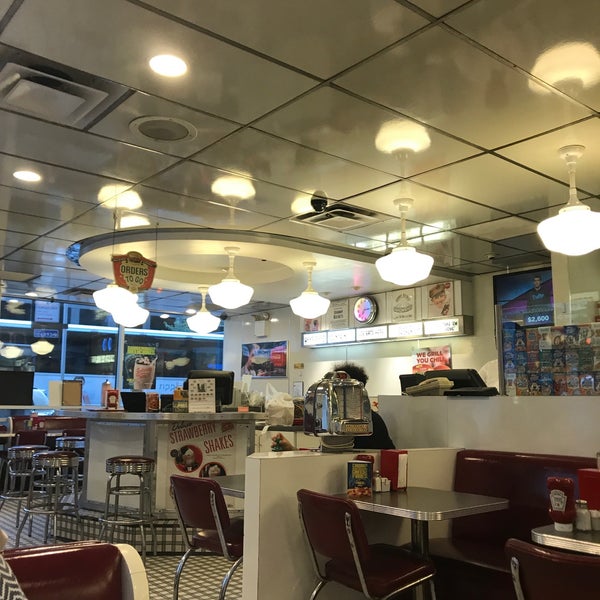 Johnny Rockets (Now Closed) - Burger Joint in New York