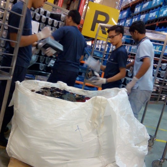 Photos at Seagate International (Johor) Sdn Bhd - Factory