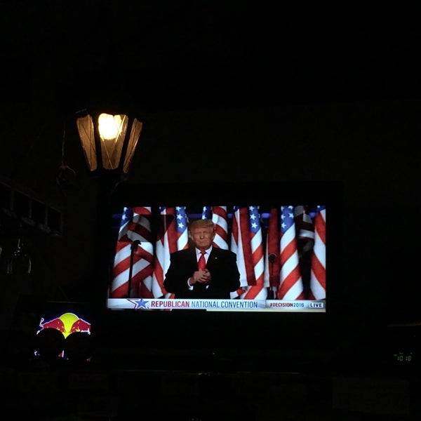 Bar Bifteck - Bar in Montréal